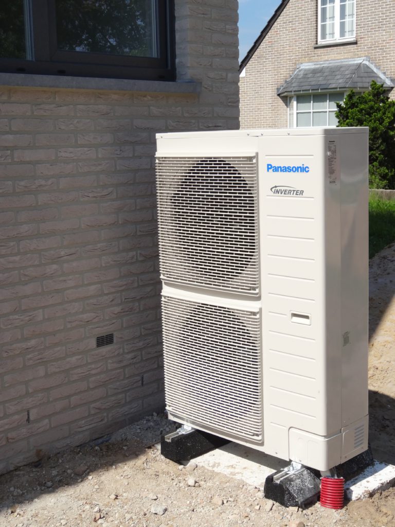 Lucht-water warmtepomp in Lier • Geoservices Warmtepompen